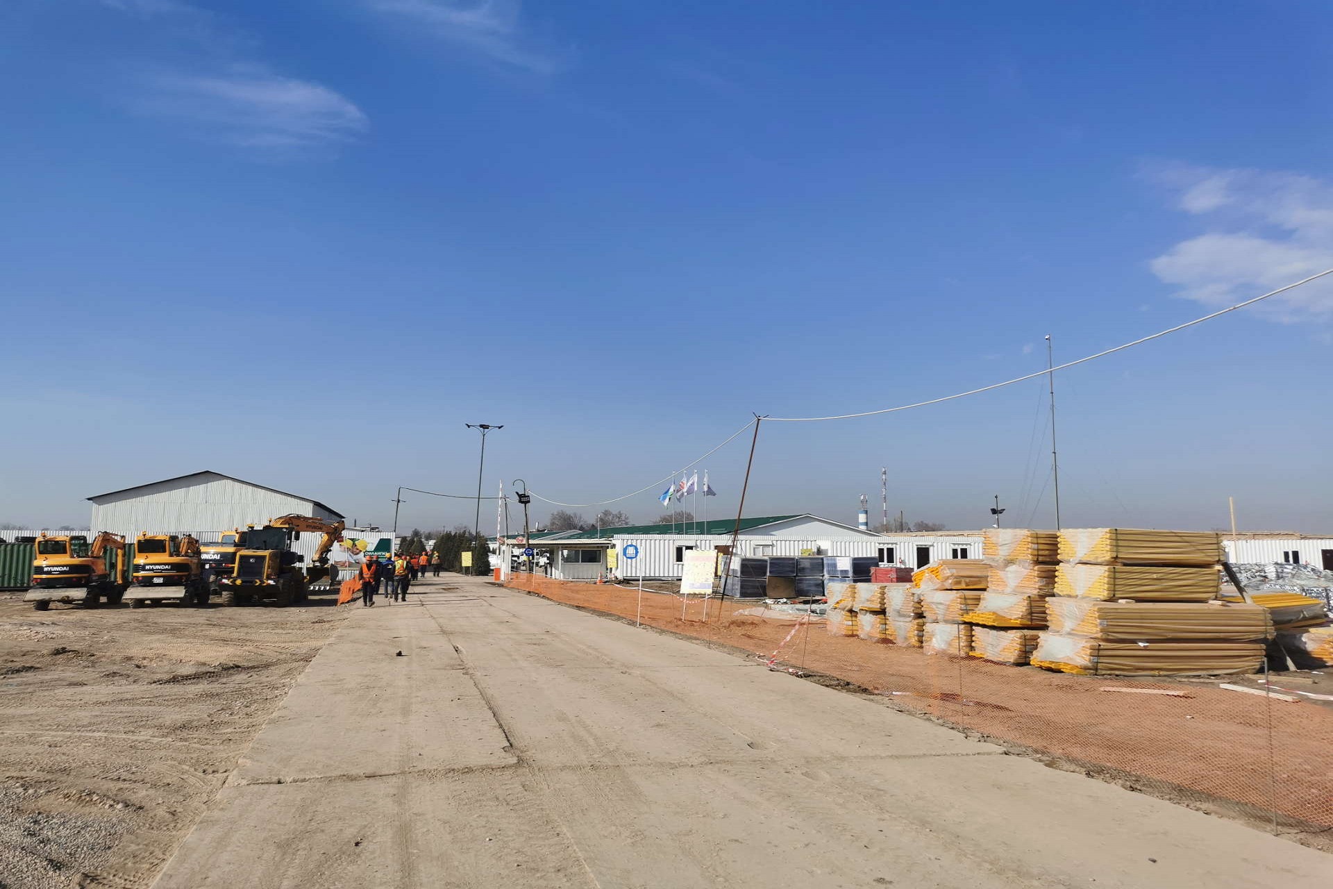 After a successful presentation on the Design Services for AKFA ...